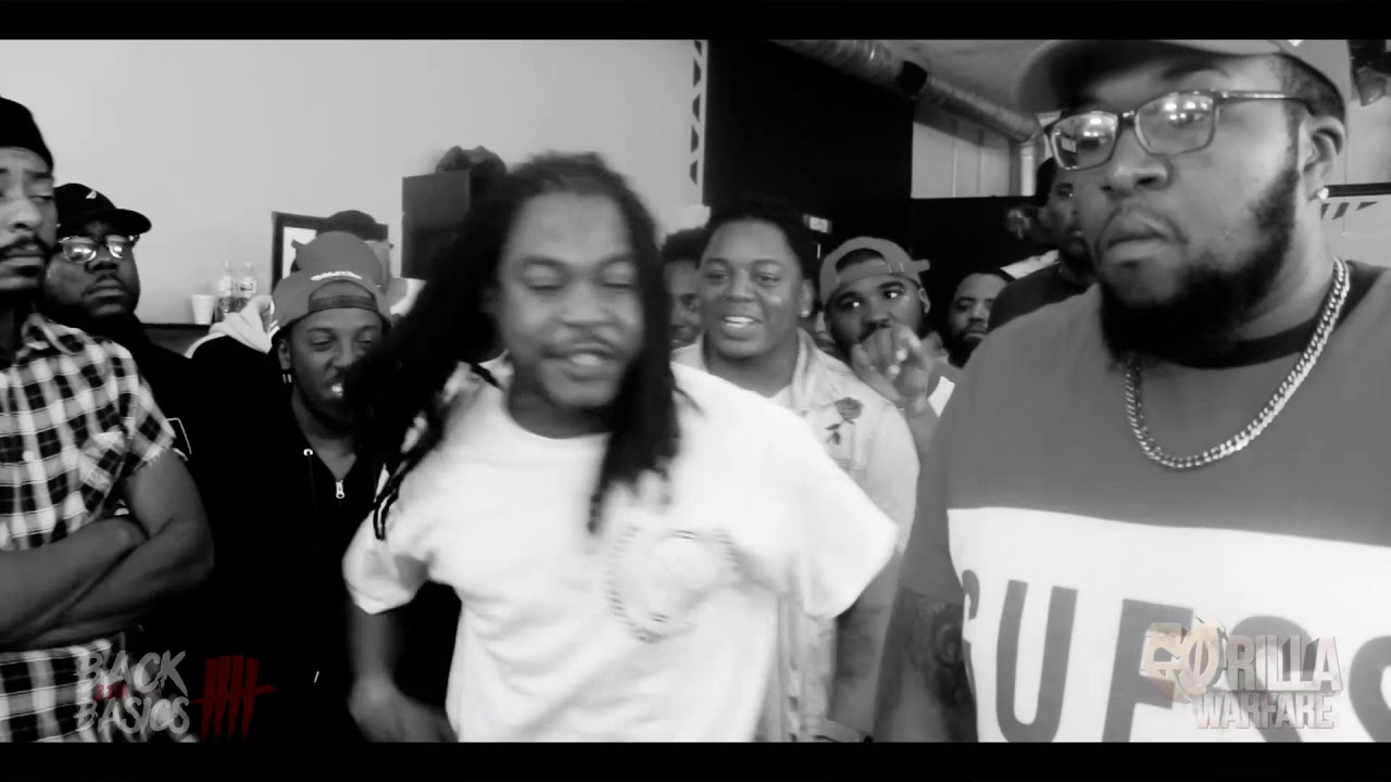 GO-RILLA WARFARE: Dre Dennis vs 100 Shot Frenchie || B2DB5 | Rap Grid